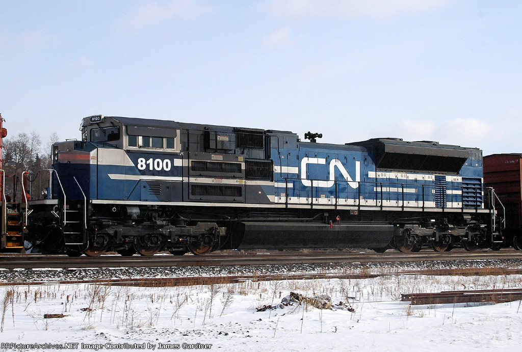 CN 8100